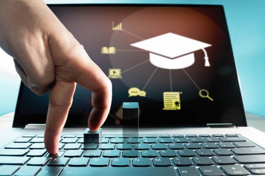 Learn English Communication Skills With Free Online Courses With